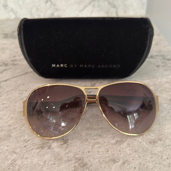 Marc Jacobs | Accessories | Marc Jacobs Aviator Sunglasses | Poshmark